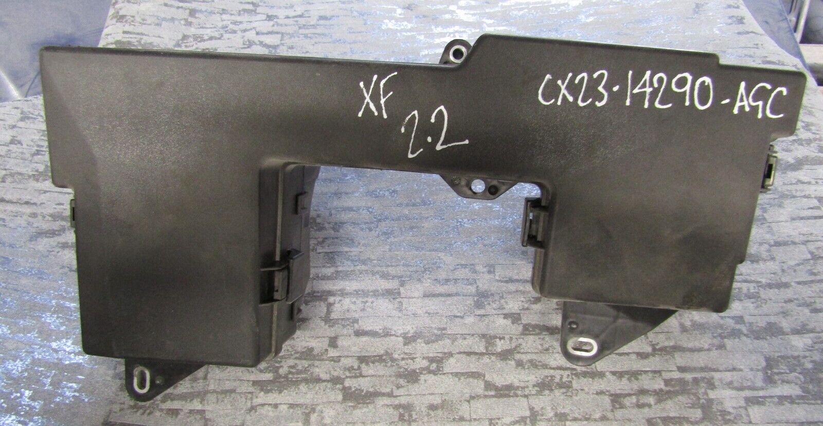 JAGUAR XF X250 2.2 DIESEL ENGINE BAY FUSE BOX CX23-14290- - jaguar car ...