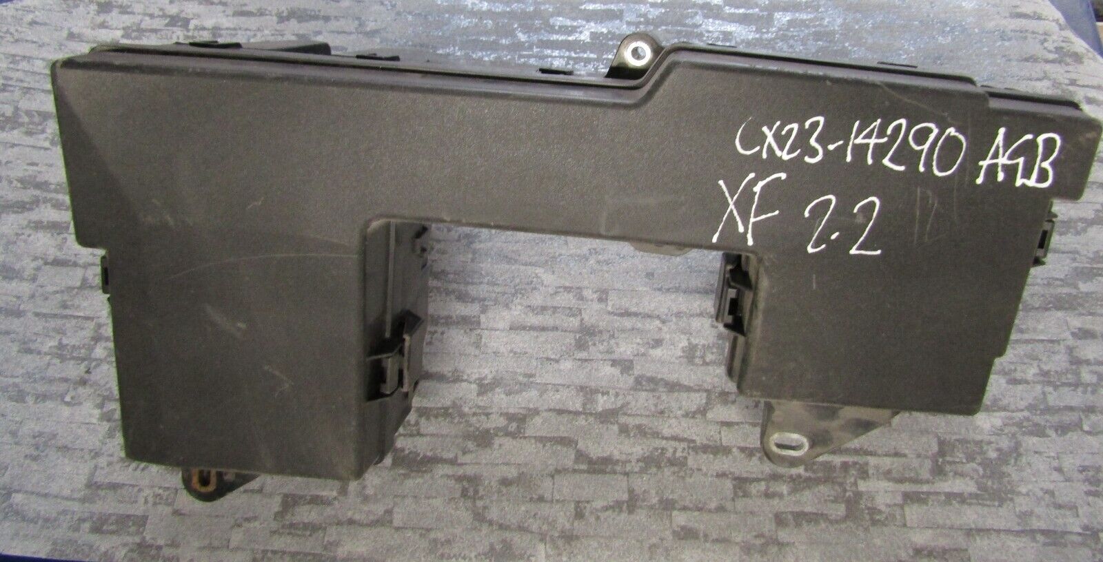 JAGUAR XF X250 2.2 DIESEL ENGINE BAY FUSE BOX CX23-14290-AGB - jaguar ...