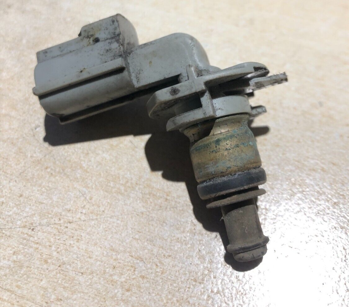 JAGUAR COOLANT TEMPERATURE SENSOR -JDE1634 - jaguar car parts