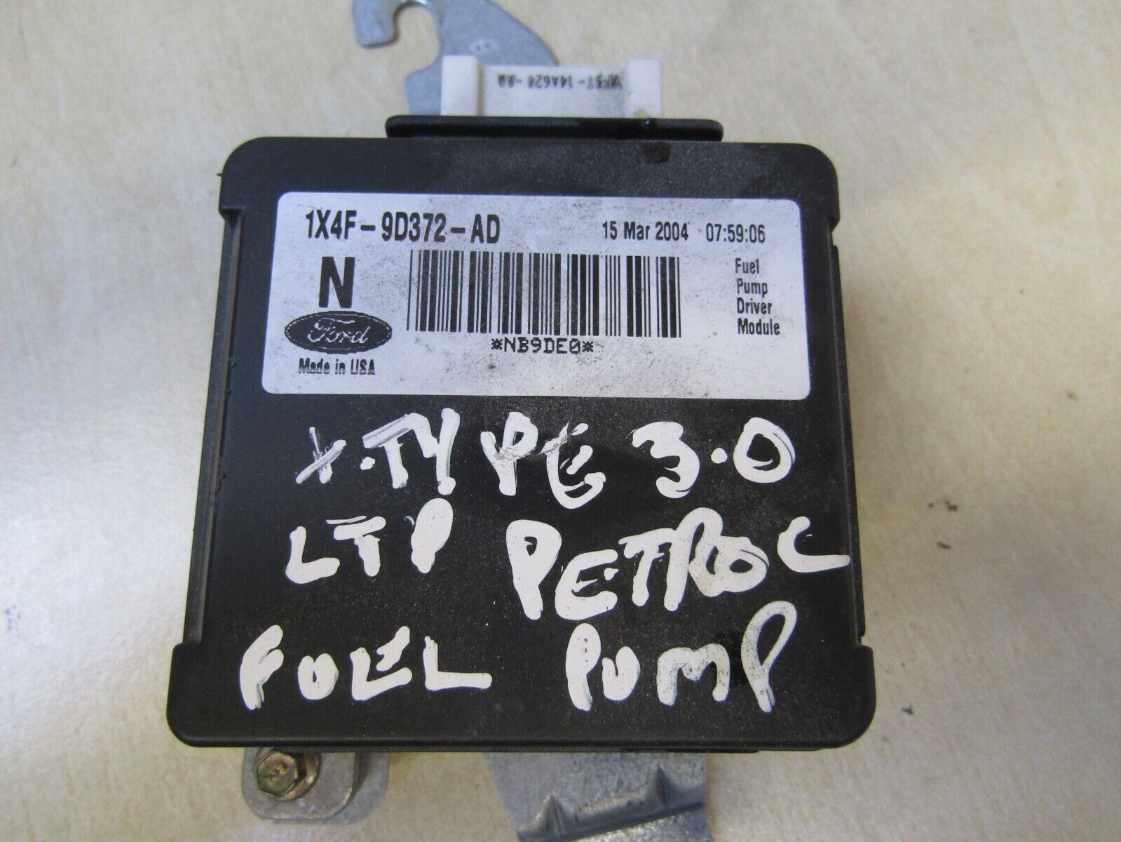 JAGUAR X-TYPE / S-TYPE FUEL PUMP DRIVER MODULE 2001-2007 1X4F-9D372-AD ...
