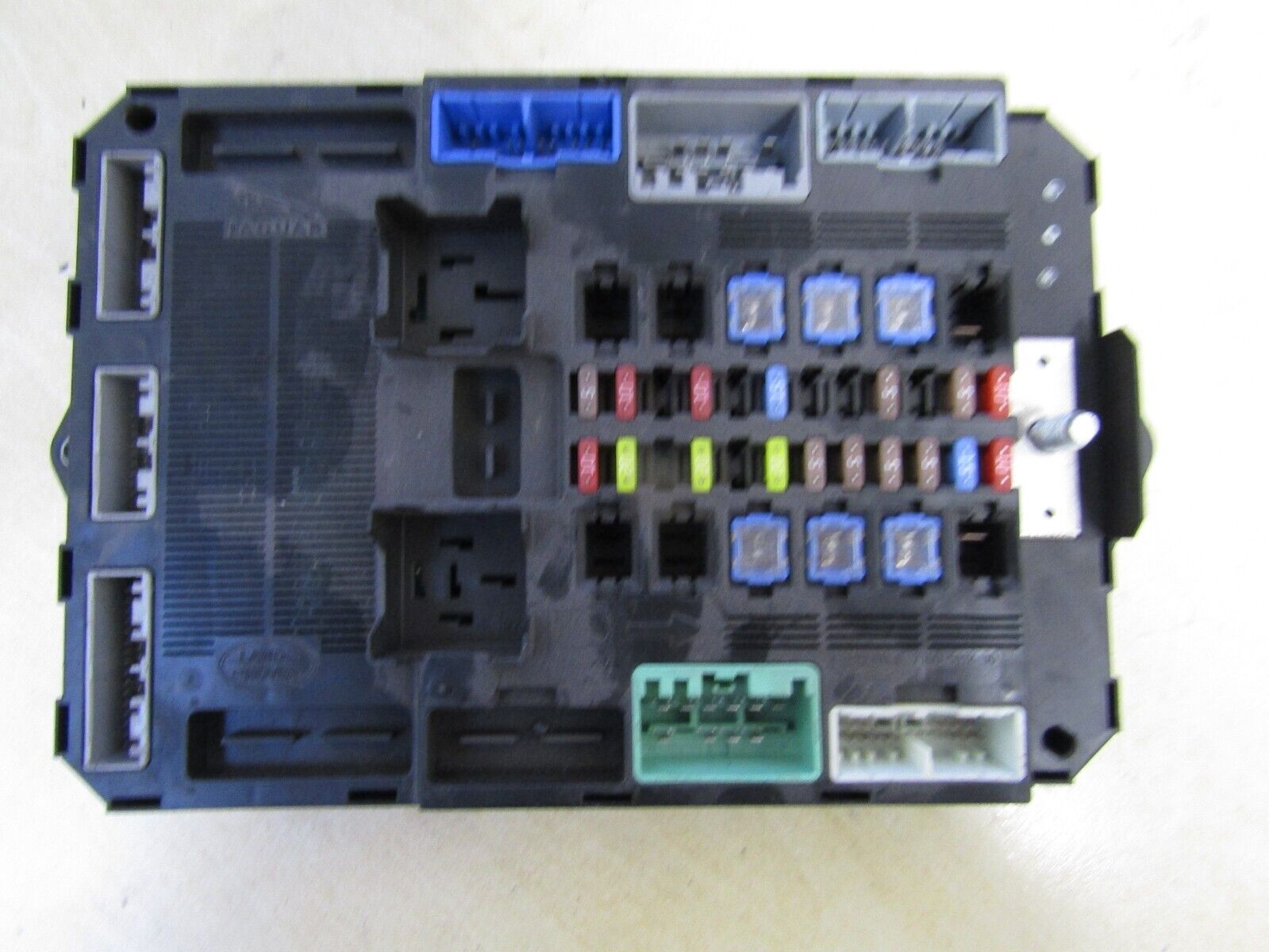 JAGUAR XF X250 2.2D FRONT FUSEBOX CJB CX23-14B476-AE 190HP - jaguar car ...